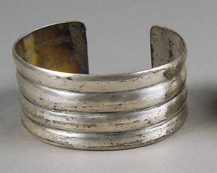 Carinated Cuff Bracelet - McNay Art Museum